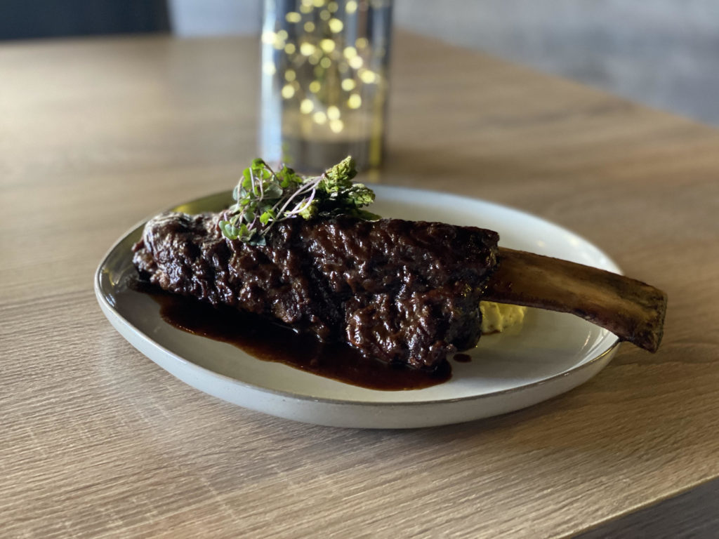 Braised Short Ribs – Entrecôte & Co